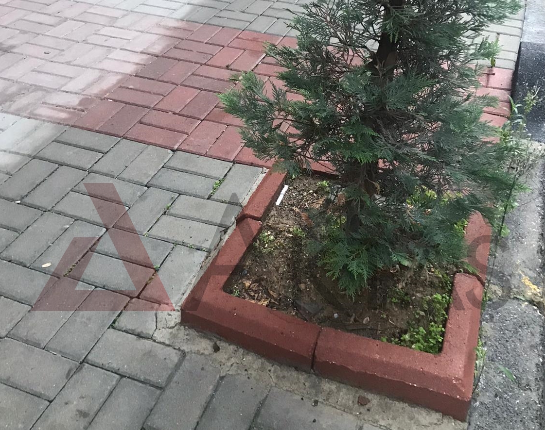 Agaç Dibi 02 L Tipi Ağaç Dibi Bordür | Kırmızı Beton